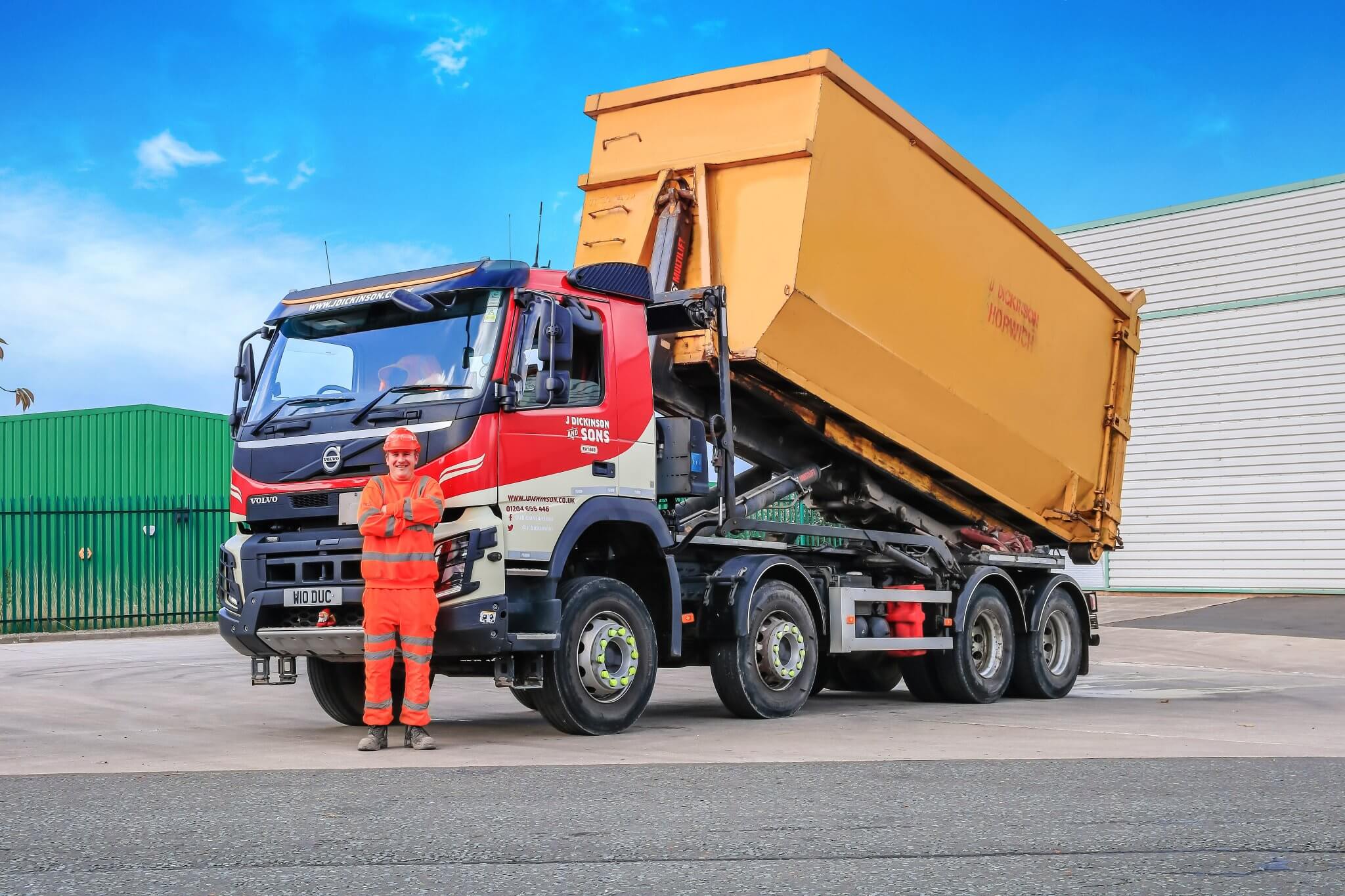 Hook Lift Wagon Hire Near Me | Hire A Hook Lift Lorry Today