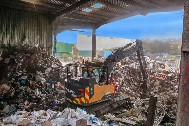 Commercial Waste Disposal | J Dickinson & Sons