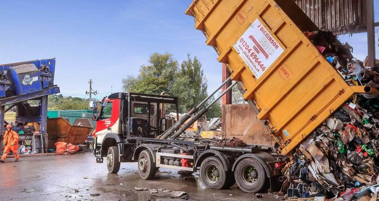Hook Lift Wagon Hire Near Me | Hire A Hook Lift Lorry Today
